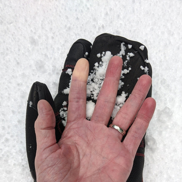 How These Gloves Helped Thousands Stop Suffering With Cold Numb Fingers ...